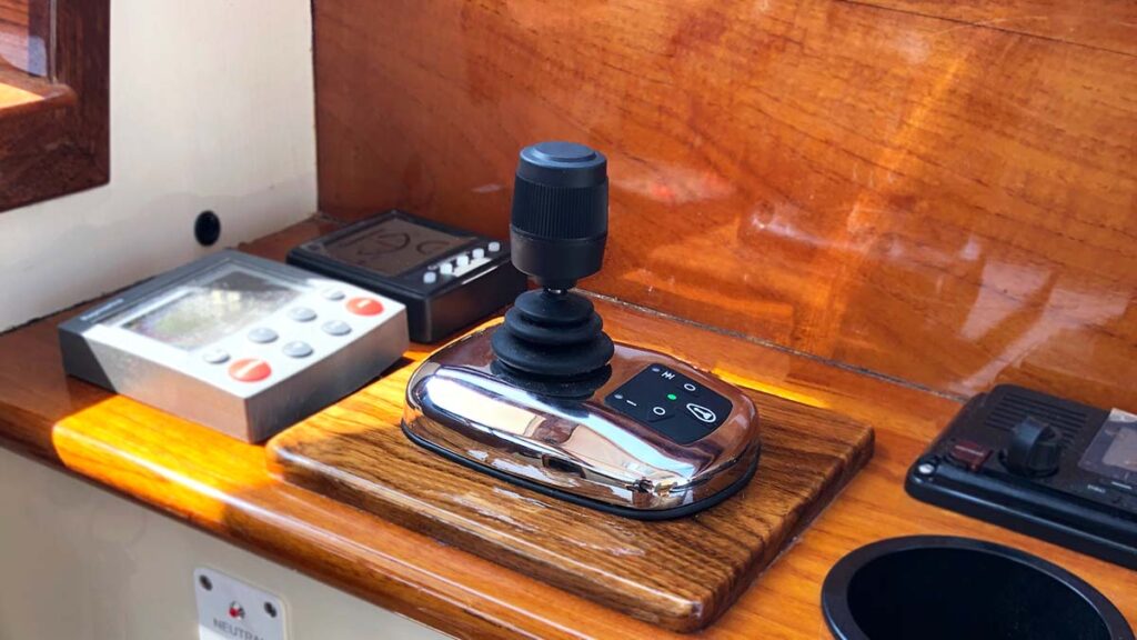 Marine Waterjet Propulsion Controls - Glendinning Products LLC